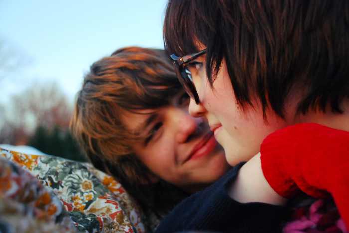 How to Kiss Someone for the First Time - HubPages