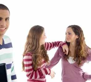 How to Avoid a Boring Conversation: Tips to Avoid Talking to People and ...