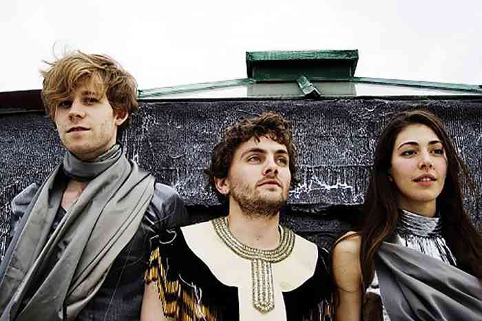 "Bruises" Lyrics: The Meaning of the Song by Chairlift - HubPages