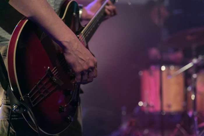 How to Bend Strings on Guitar - HubPages