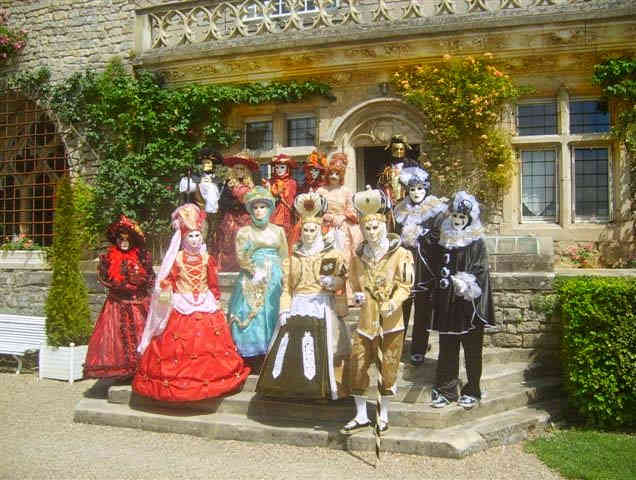 What Is a Masquerade Ball, and Why Wear a Mask? - HubPages