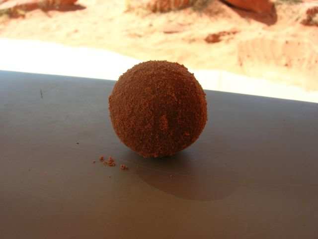 How to Make Japanese Hikaru Dorodango (Polished Dirt or Mud Balls ...