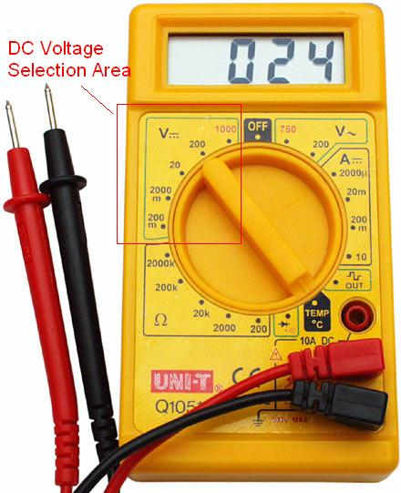 How to Use an Electronic Digital Multimeter (DMM) to Measure Voltage ...