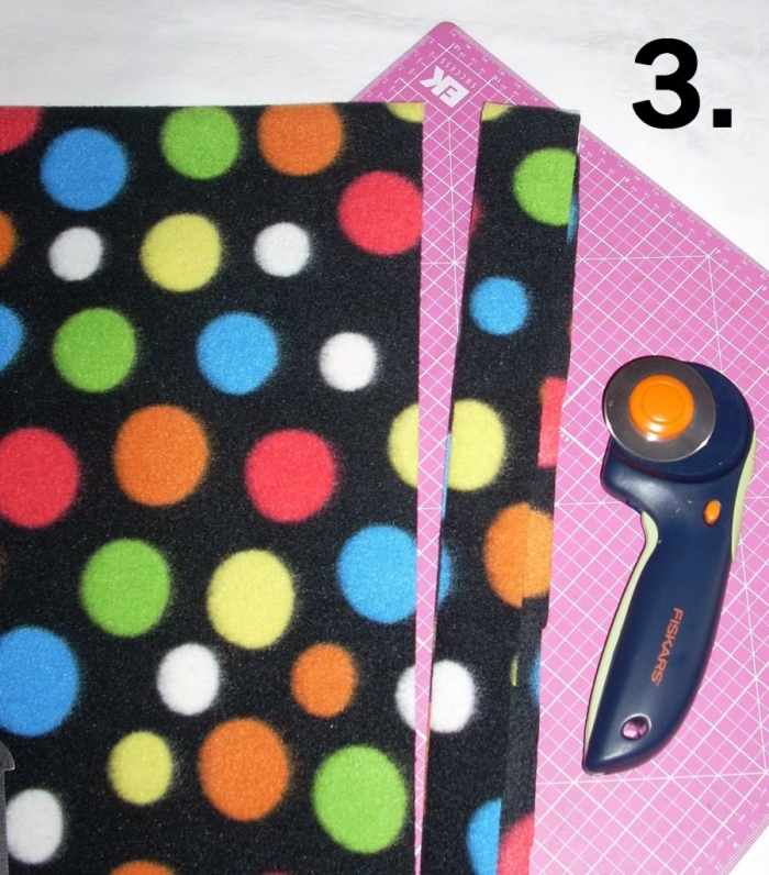 How to Make a Fleece Scarf: Easy No-Sew Project - HubPages