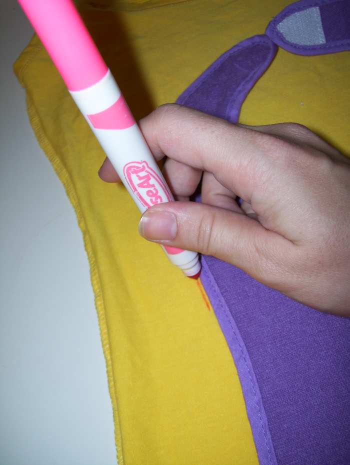 How to Make a Baby Bib out of a T-Shirt: DIY Sewing - HubPages