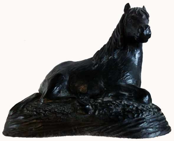 4 Handcrafted Coal Ornaments and Carved Figurines - HubPages