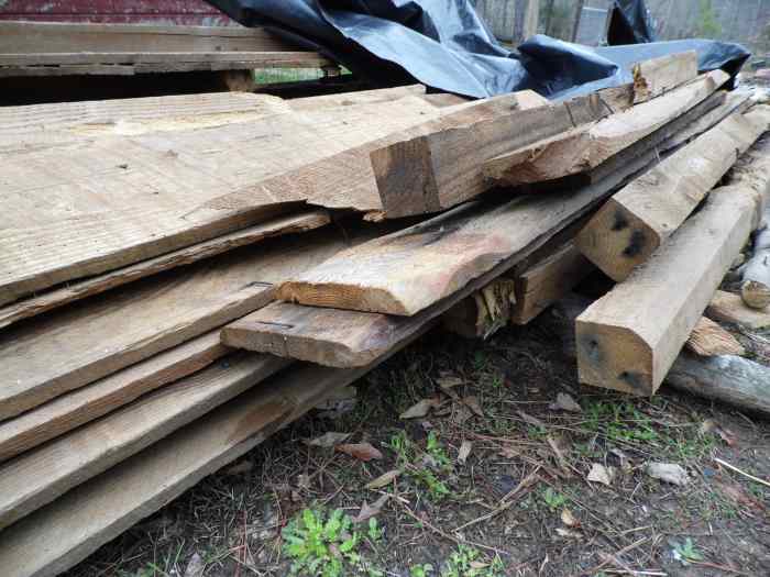 Where to Find Old Barn Wood and Reclaimed Wood - HubPages