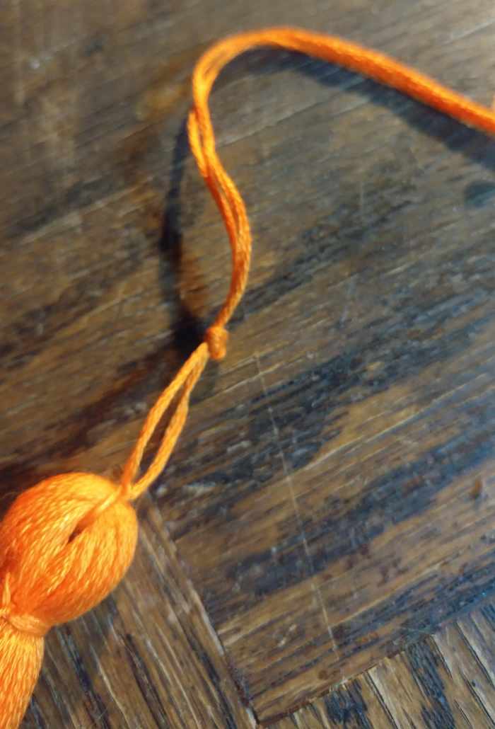 3 Ways to Make DIY Tassels With Embroidery Thread - HubPages