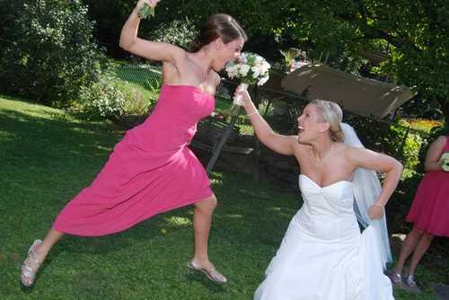12 of the Most Common Wedding Party Faux Pas - HubPages
