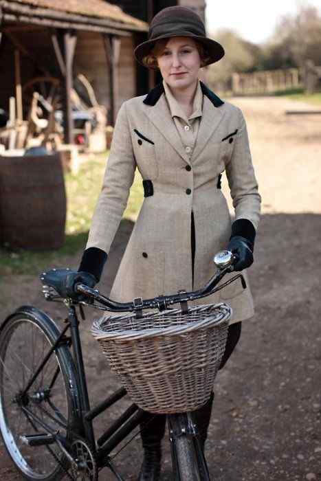 Lady Edith Crawley’s Most Memorable Costumes on 'Downton Abbey': A ...
