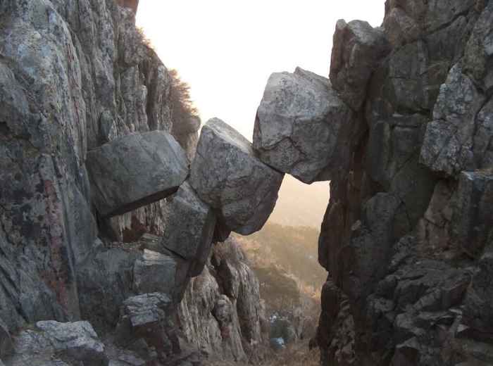 The 20 Most Famous and Amazing Rock Formations in the World - WanderWisdom