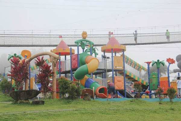 A Visit to the Campuestohan Highland Resort in Bacolod, Phillipines ...