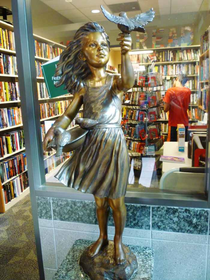 Barbara Bush Library in Spring, Texas: In Honor of Robin and Literacy ...