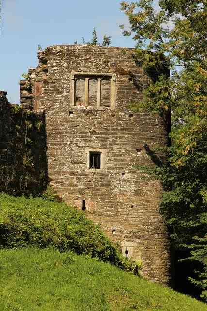 The Ghosts of Haunted Berry Pomeroy Castle - HubPages