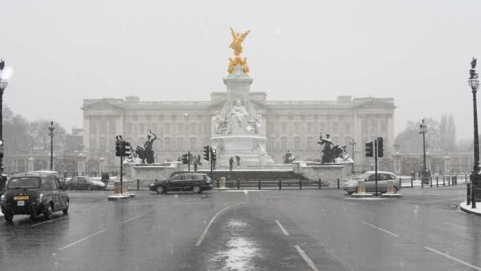 Top 10 Important Buildings in England - WanderWisdom