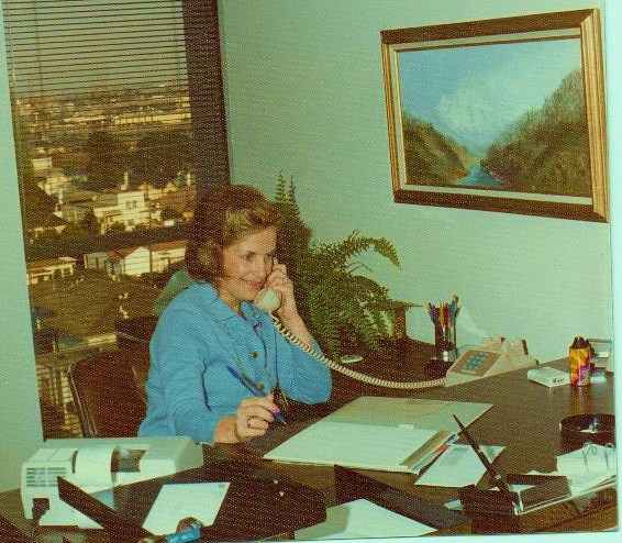 Women in the Workforce in the Mid-1960s - LetterPile