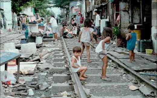 The World is a Ghetto: Global Slums - Out of Sight and out of Mind ...
