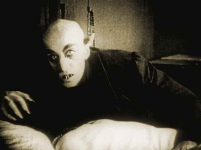 Top 5 Scariest Vampires in Film - HubPages