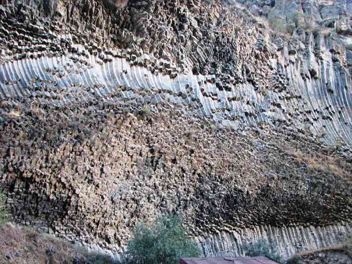 10 Amazing Columnar Basalt Formations- Incredible Manifestation of ...