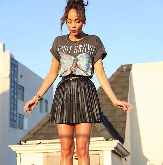 Style Tips on How to Wear a Mini Skirt - HubPages