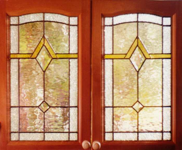 Leadlighting Tutorial Lesson 4: Soldering a leadlight and using the ...