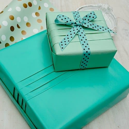 20+ Clever, Stunning, and Simple Gift-Wrapping Ideas - HubPages