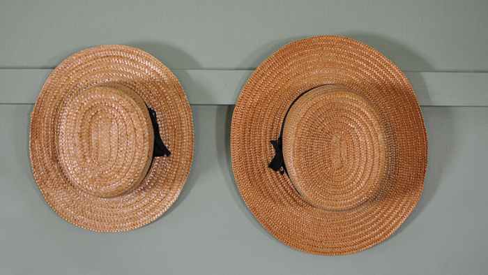 Amish Clothing; What do the Amish Wear and Why? - HubPages