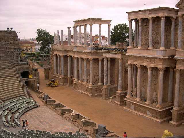 10 Ancient Roman Theaters Still in Use - HubPages