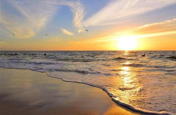 Beautiful Beaches of Naples - HubPages