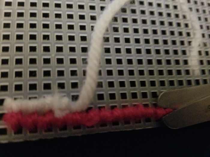 How to Cross Stitch With Yarn and Plastic Canvas: Basic - HubPages