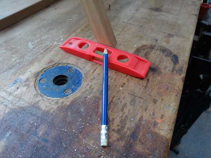 How to Fix a Wobbly Folding Table and Make It Stable - HubPages