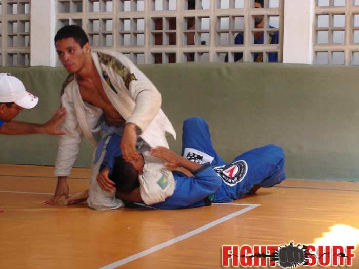 Traditional Jiu-Jitsu Vs. Brazilian Jiu-Jitsu, A Thorough Look - HubPages