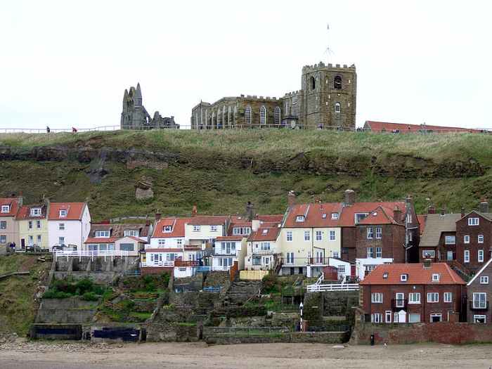 The Ghosts of Haunted Whitby - HubPages