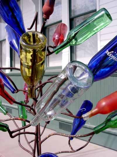 Bottle Trees: Southern Spirit Catchers with African Roots - HubPages