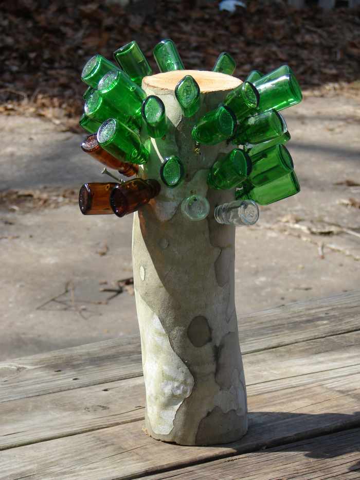 Bottle Trees: Southern Spirit Catchers with African Roots - HubPages