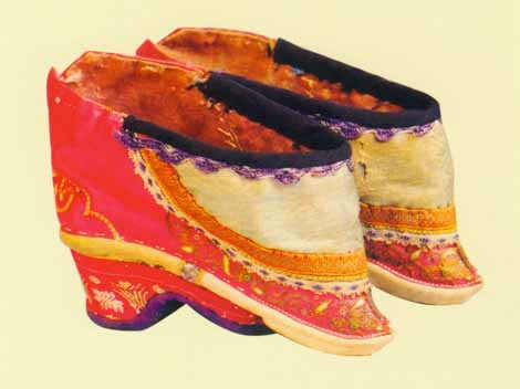 History of Chinese Shoes - HubPages