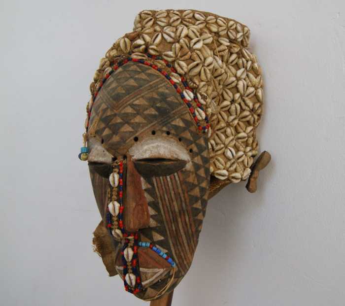 The Cowrie Shell in World and African History - HubPages