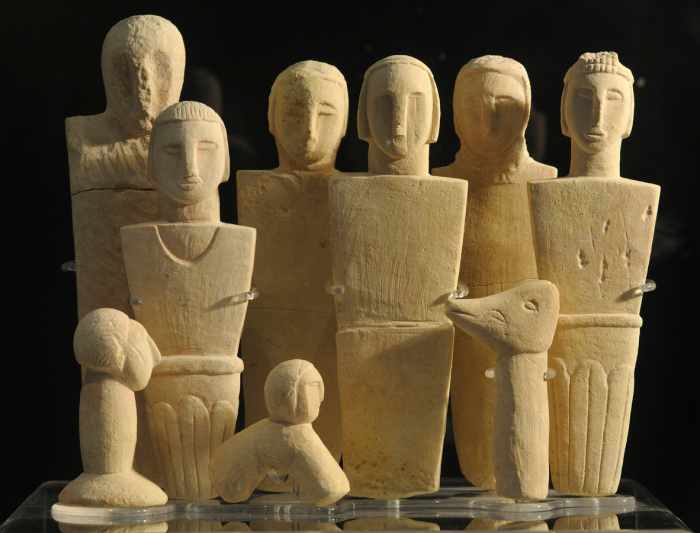 14 Greatest Archaeological Artifacts - HubPages