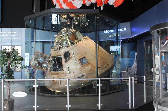 The Apollo Space Capsules, Then and Now. - HubPages