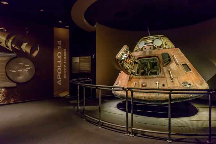 The Apollo Space Capsules, Then and Now. - HubPages