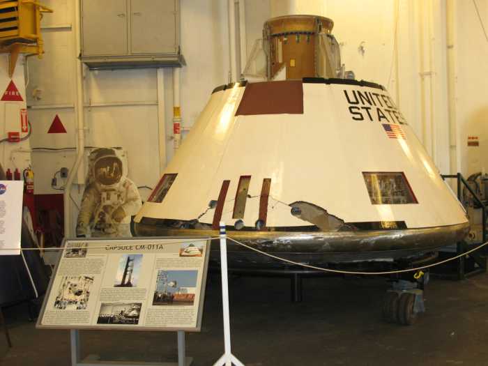 The Apollo Space Capsules, Then and Now. - HubPages
