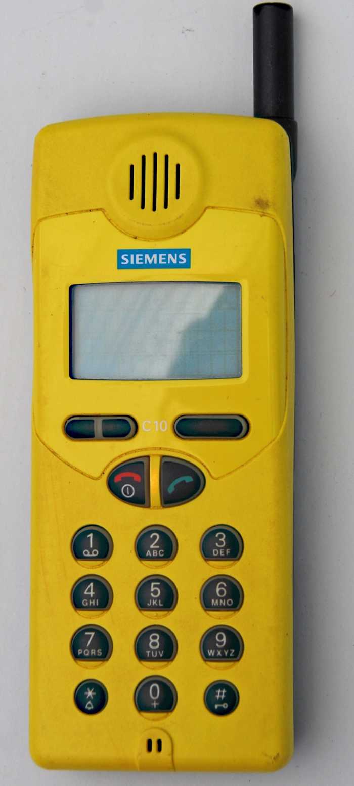 The Nokia N8 Mobile with a Carl Zeiss Lens - HubPages