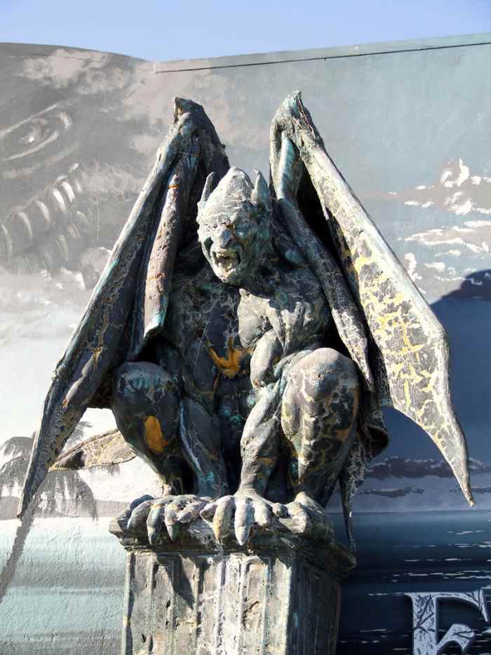 Gargoyles and Their Meanings - HubPages