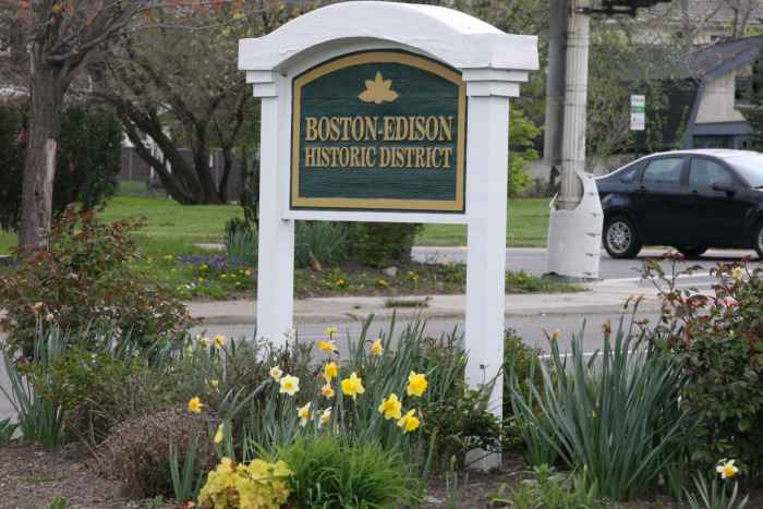 Mansions in Detroit's Historic Boston-Edison District - HubPages