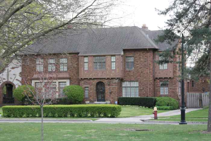 Mansions in Detroit's Historic Boston-Edison District - HubPages