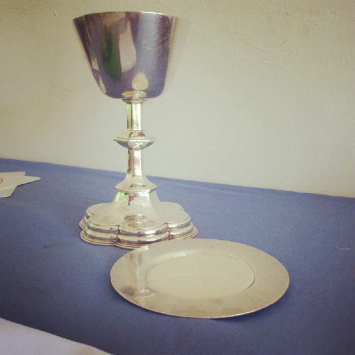How to Prepare the Chalice for an Anglican Mass - LetterPile