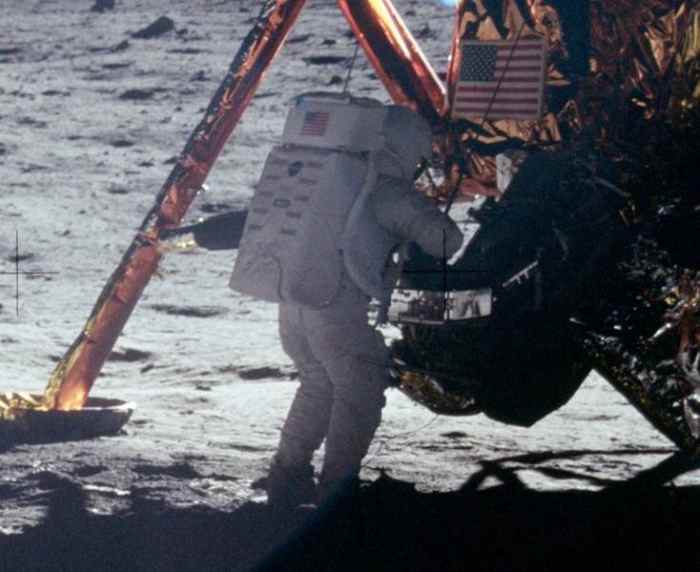 Neil Armstrong: The Last Great American Hero - HubPages
