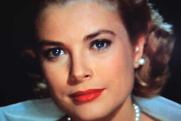 Film Review - Rear Window (1954) - HubPages