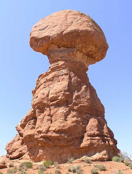 Top 10 Famous Mushroom Shaped Rock Formations across the World - HubPages