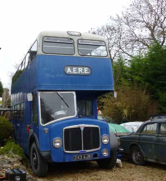Legendary Routemaster Bus | Red London Buses - HubPages